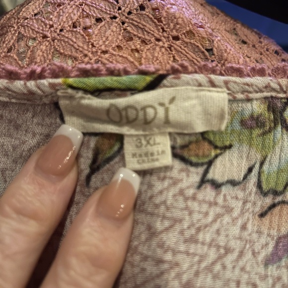 ODDY | Tops | New Oddy 3xl Blouse With 34 Sleeves And Lace Details New ...